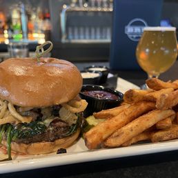 BRU BURGER BAR - Updated October 2025 - 56 Photos & 45 Reviews - 229 S ...