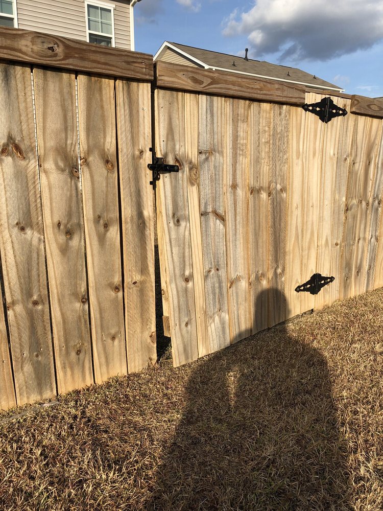 STONE CASTLE FENCE - Updated December 2025 - 18 Photos & 20 Reviews ...