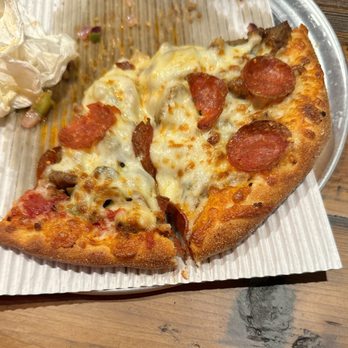 DIORIO’S PIZZA & PUB - Updated December 2024 - 43 Photos & 25 Reviews ...