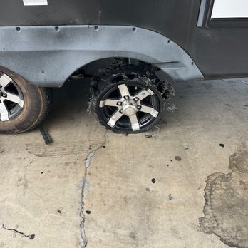 GIANT RV - Updated June 2025 - 212 Photos & 532 Reviews - 1300 E Santo ...