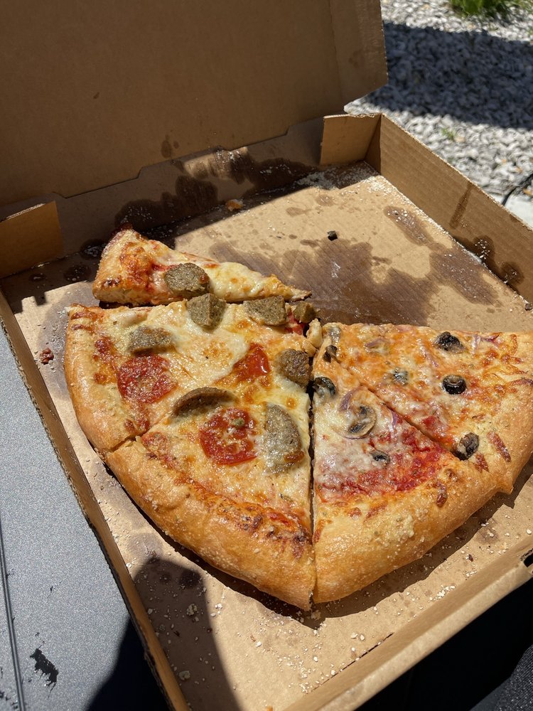 ELLIOTT’S PIZZERIA - Updated December 2025 - 10 Reviews - 7650 US-60 W ...