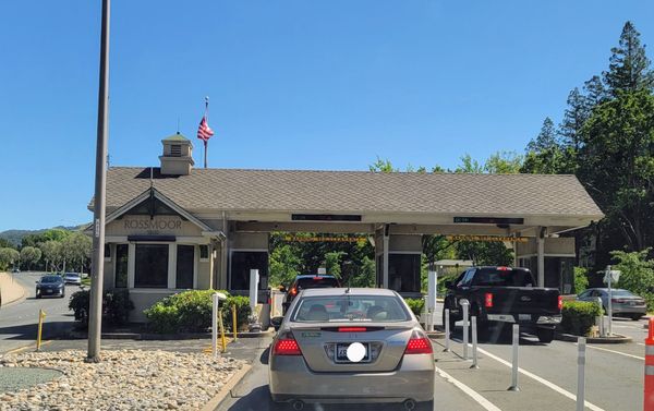 ROSSMOOR - Updated November 2025 - 22 Photos & 45 Reviews - 1001 Golden ...