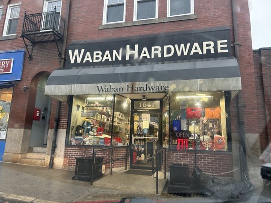 WABAN HARDWARE - Updated December 2025 - 30 Reviews - 1641 Beacon St ...