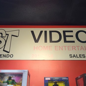 JAY AND SILENT BOB’S SECRET STASH - Updated December 2025 - 161 Photos ...