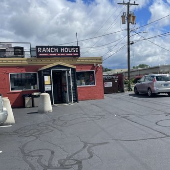 RANCH HOUSE - EAST HARTFORD - Updated December 2025 - 27 Photos & 15 ...