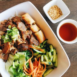 WICH PHO - Updated December 2025 - 139 Photos & 148 Reviews - 1822 E ...