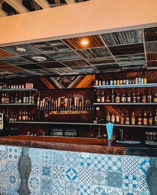 ARMADILLO DEN - Updated October 2025 - 174 Photos & 173 Reviews - 10106 Manchaca Rd, Austin ...