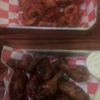 WING SHACK - Updated January 2025 - 229 Photos & 225 Reviews - 4650 E ...
