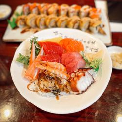 Best Sushi Near Me - September 2025: Find Nearby Sushi Reviews - Yelp