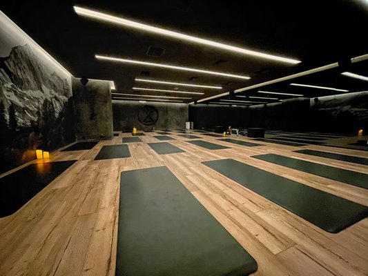 XYZ STUDIO - Updated November 2025 - 15 Reviews - 皇后大道中29號華人行, Hong ...