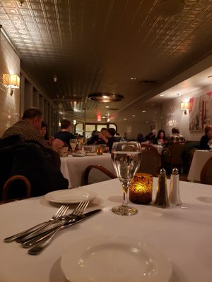 CHELSEA CHOWDER HOUSE & BAR - 444 Photos & 318 Reviews - 1126 Queens ...