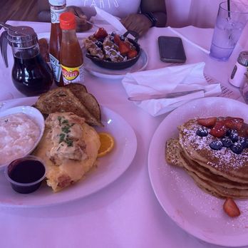 HIGH NOON BRUNCHERY - Updated September 2025 - 723 Photos & 273 Reviews ...