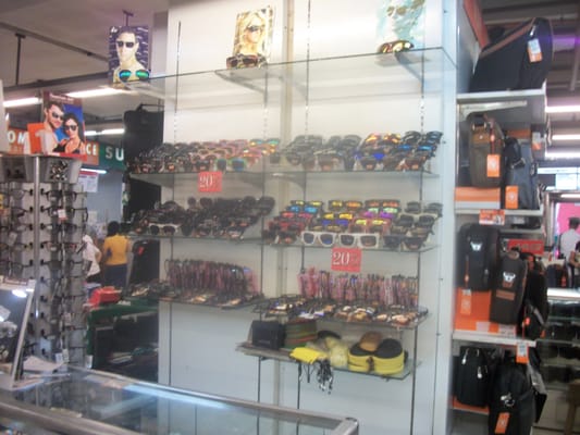 ISETANN - Updated October 2025 - 600 Carriedo Street, Manila, Metro ...