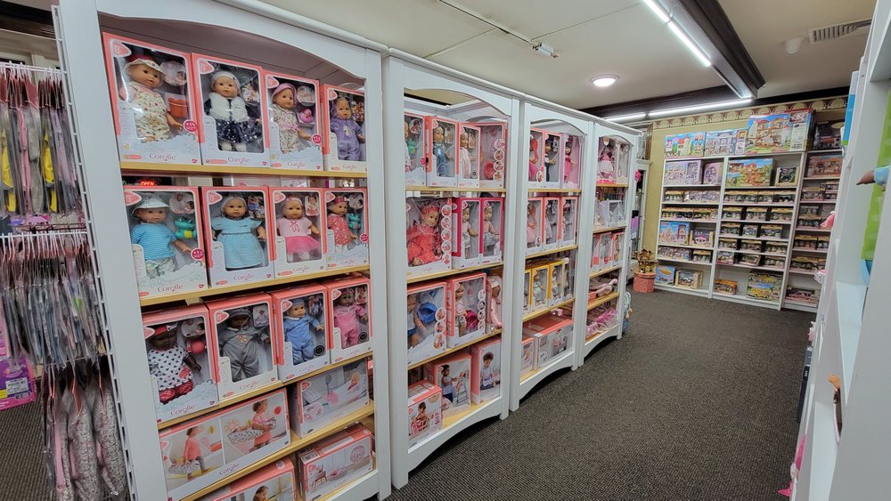 TOYS ON THE SQUARE - Updated December 2025 - 32 Photos & 20 Reviews ...