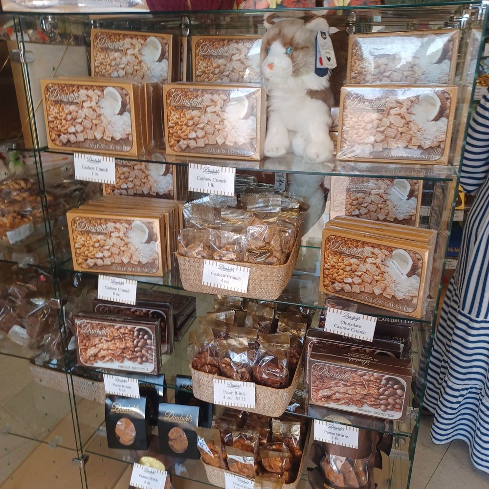 DINSTUHL’S CANDIES - Updated July 2025 - 13 Reviews - 5280 Pleasant ...