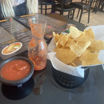 EL VIAJERO - Updated November 2024 - 11 Photos & 11 Reviews - 1461 ...