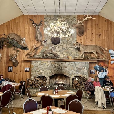 PUB 199 - Updated October 2025 - 967 Photos & 824 Reviews - 199 Howard ...