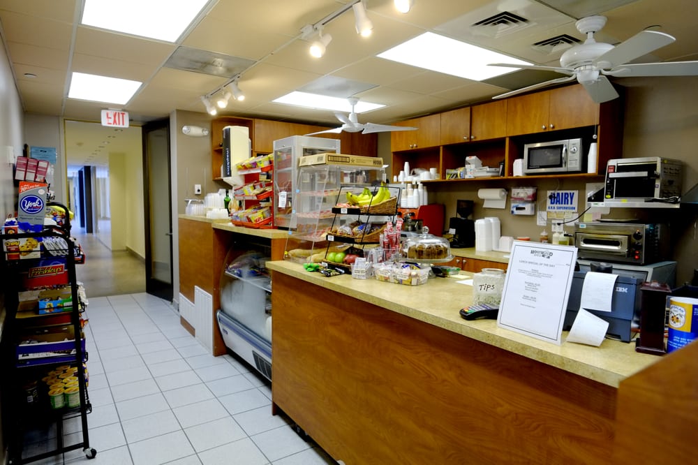 HOLLYWOOD DELI - Updated January 2026 - 28 Photos - 6100 Hollywood Blvd ...