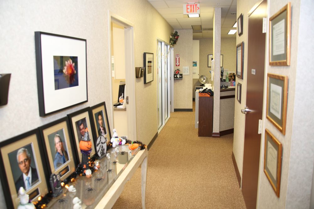 NITESH VACHHANI, MD - Updated August 2025 - 10 Photos - 1601 Main St ...