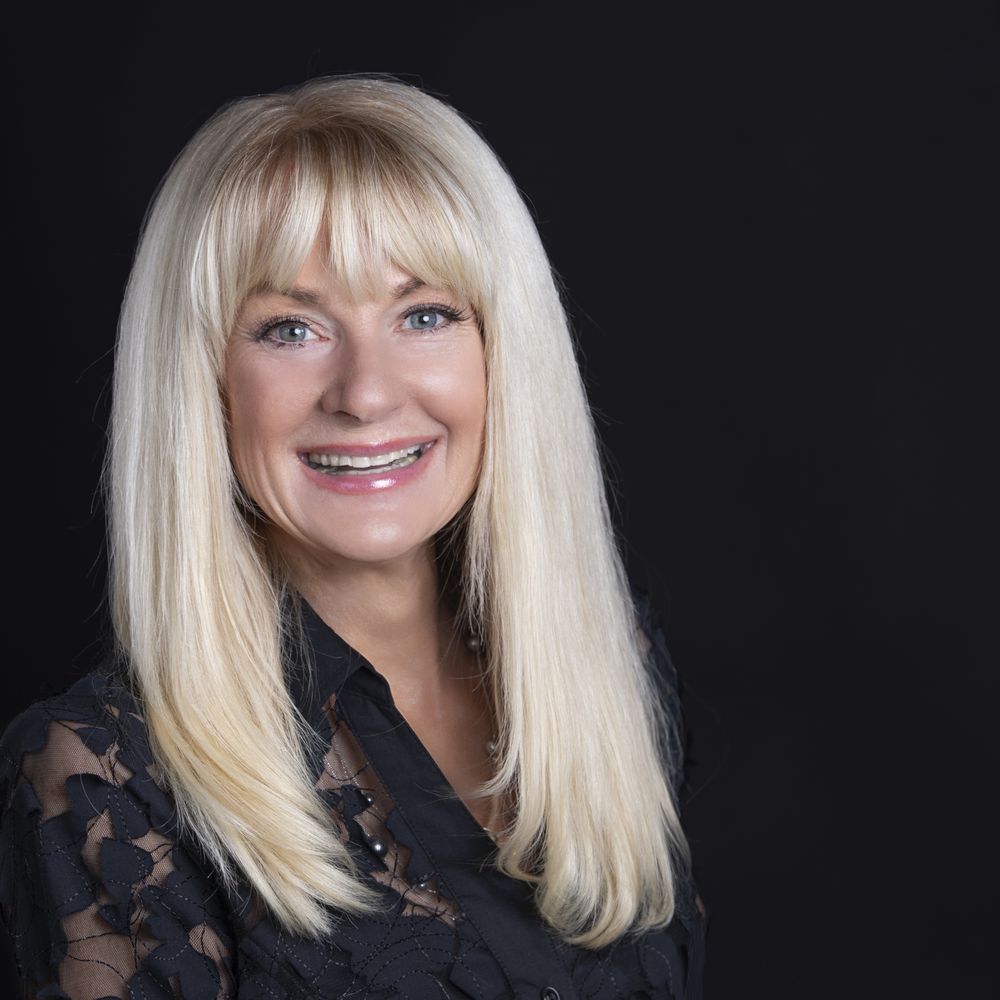 Jennifer Hibbard's Instagram, Twitter & Facebook on IDCrawl