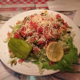MONJUNIS ITALIAN CAFE AND GROCERY - Updated July 2024 - 111 Photos ...