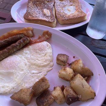 THE HANGRY GOOSE - Updated March 2025 - 131 Photos & 140 Reviews - 11 ...