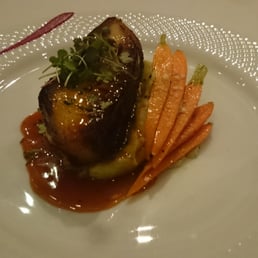 DEWZ RESTAURANT - Updated September 2025 - 500 Photos & 750 Reviews ...