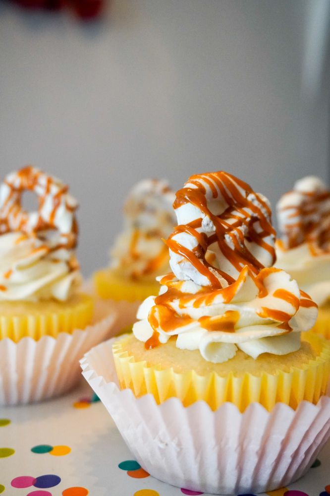 SWEET KAKES BY KITA - Updated October 2024 - 20 Photos - El Paso, Texas - Cupcakes - Phone ...