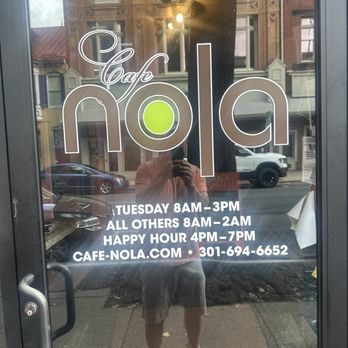CAFE NOLA - Updated July 2025 - 667 Photos & 818 Reviews - 4 E Patrick ...