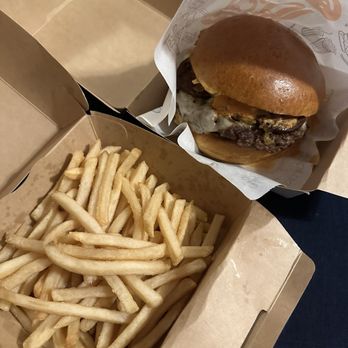 JOJO BURGER - Updated January 2026 - 18 Photos & 12 Reviews - 677 Anderson Ave, Cliffside Park ...