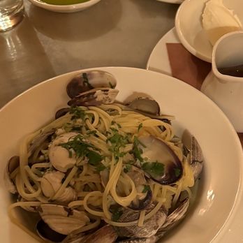 MORANDI - Updated July 2024 - 621 Photos & 847 Reviews - 211 Waverly Pl ...