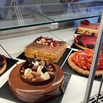 MOULIN - Updated November 2024 - 3263 Photos & 1565 Reviews - 1000 ...