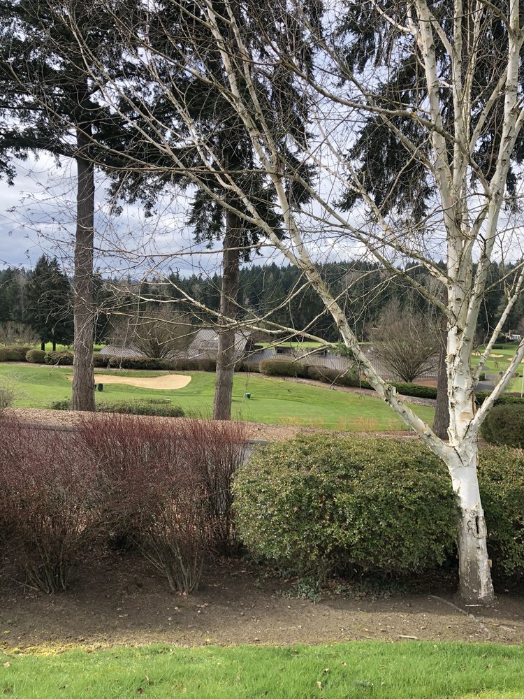 Glendale Country Club, Bellevue | Roadtrippers