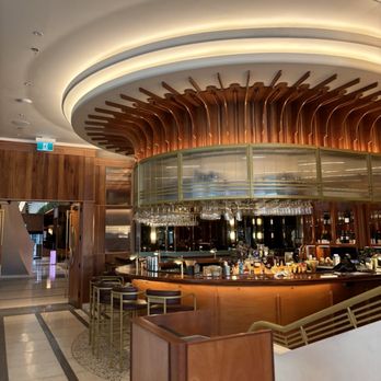 COMMODORE RESTAURANT & CAFÉ - Updated October 2025 - 34 Photos & 11 ...