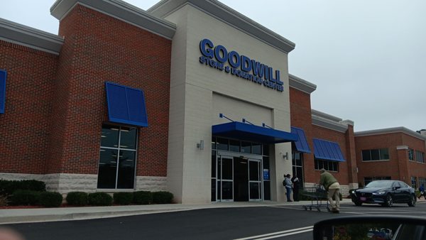 GOODWILL THRIFT STORE & DONATION CENTER - Updated November 2025 - 14 ...
