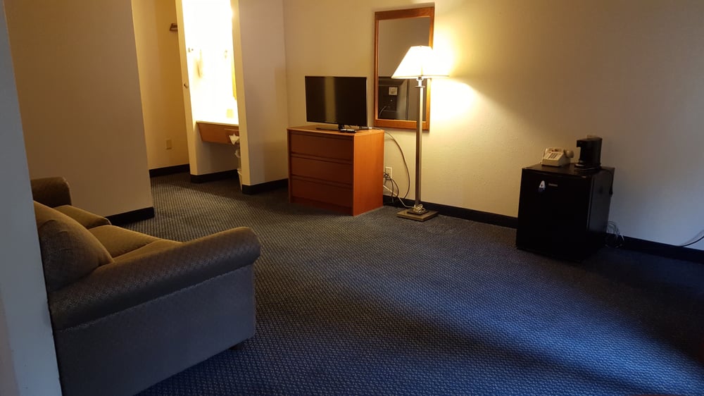 AMERICAS BEST VALUE INN - Updated February 2025 - 27 Photos & 19 ...