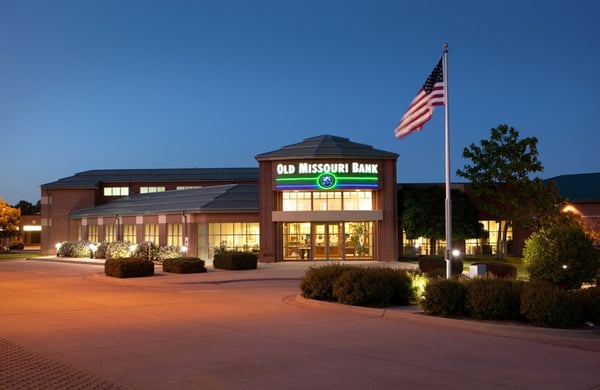 OMB BANK - Updated December 2025 - 3570 S National Ave, Springfield ...