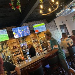 DELLA NOTTE - Updated July 2025 - 25 Photos & 34 Reviews - 1374 Cape St ...