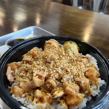 SPIN POKE & GRILL - Updated March 2025 - 341 Photos & 347 Reviews ...