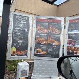 RAISING CANE’S CHICKEN FINGERS - Updated December 2025 - 432 Photos ...