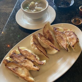 DUMPLING INN - Updated December 2025 - 4443 Photos & 3462 Reviews ...