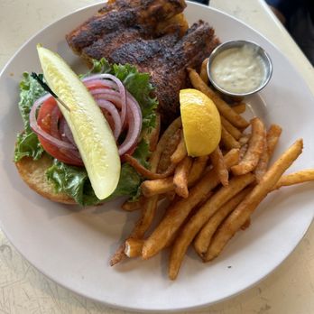 SAILOR’S RETURN RESTAURANT - Updated March 2025 - 535 Photos & 624 ...
