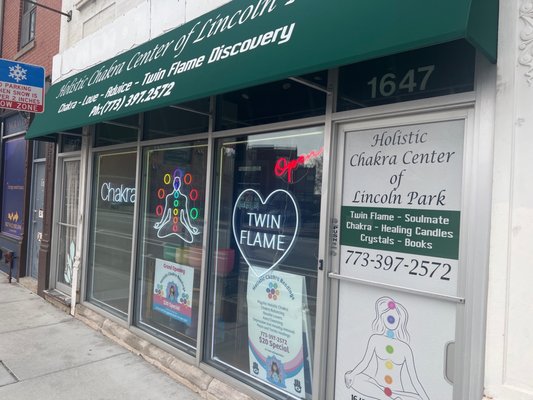 PSYCHIC HOLISTIC CHAKRA CENTER - LINCOLN PARK - Updated December 2025 ...