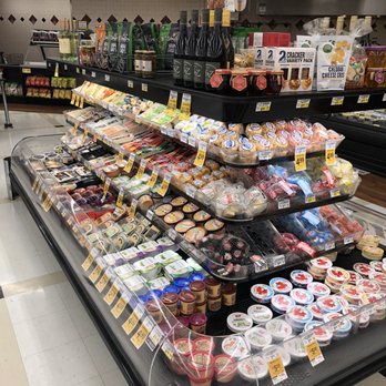 VONS - Updated January 2025 - 57 Photos & 78 Reviews - 1155 E Twain Ave ...