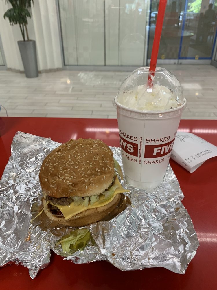 FIVE GUYS - Updated April 2024 - 14 Photos & 37 Reviews - 1250 Hancock ...
