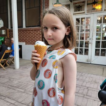 RHEA’S ICE CREAM - GRUENE - Updated April 2025 - 125 Photos & 61 ...