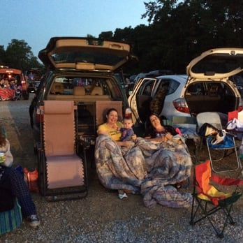 BLUE SKY DRIVE IN THEATER - Updated December 2025 - 11 Reviews - 959 ...