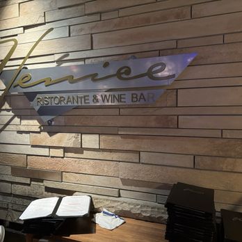 VENICE RISTORANTE & WINE BAR - Updated October 2025 - 535 Photos & 660 ...