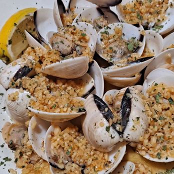 BLUE CLAW RESTAURANT & CRAB EATERY - Updated August 2025 - 519 Photos ...