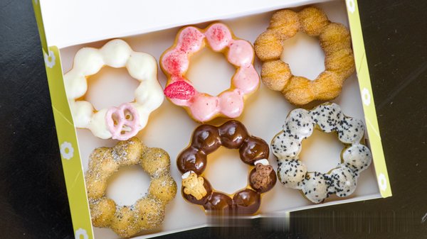 MOCHINUT - EDMONDS - Updated May 2025 - 152 Photos & 53 Reviews - 22001 ...